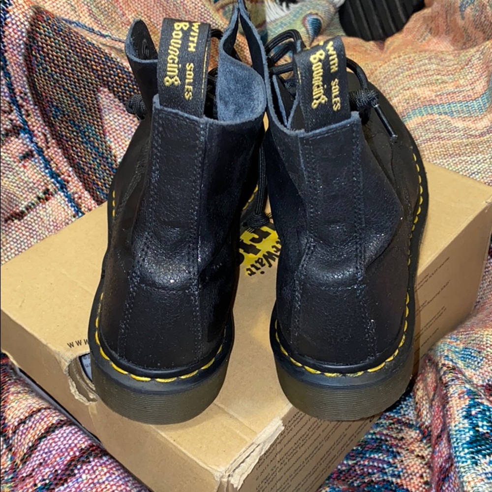 Dr Martens 1460 Original Eight Eye Lace Up Boots - Gem